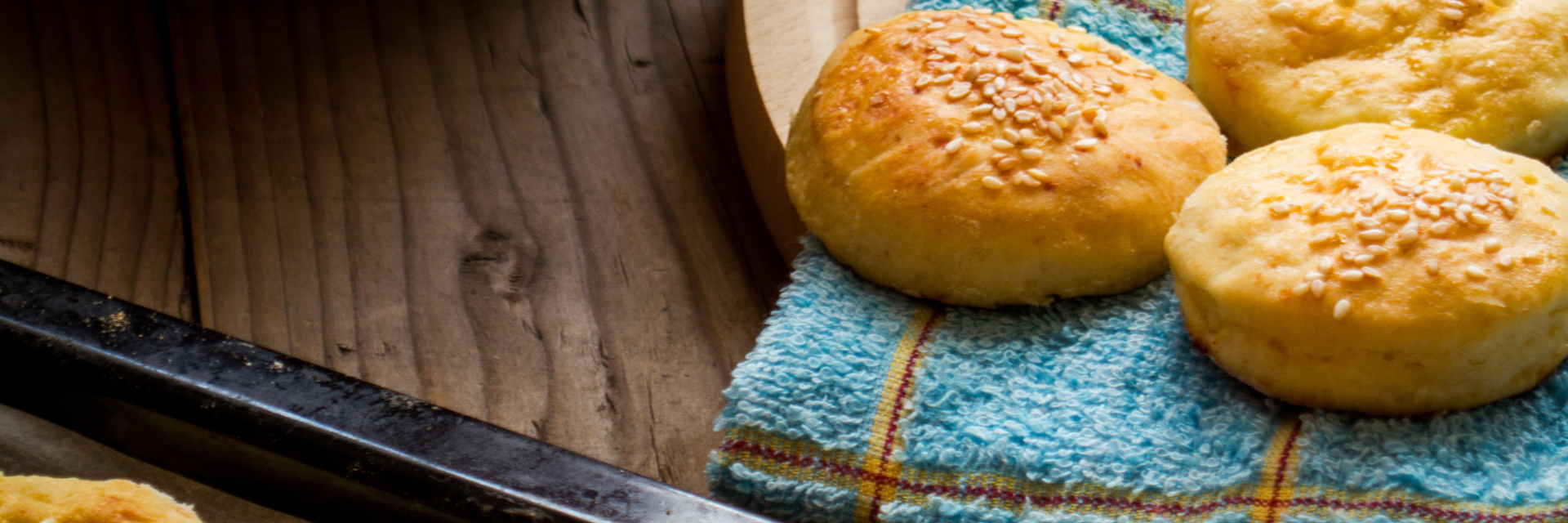 Bannock: A Complete Guide to Meaning, History, Types, and Cultural Sig ...