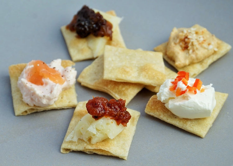 What Are Cream Crackers? Benefits, Calories, and Best Pairings Explain ...