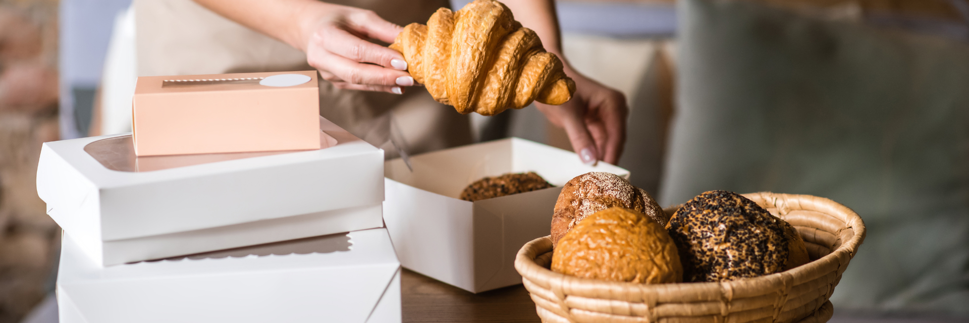 Croissant Packaging: The Complete Guide to Materials, Designs & Sustai ...
