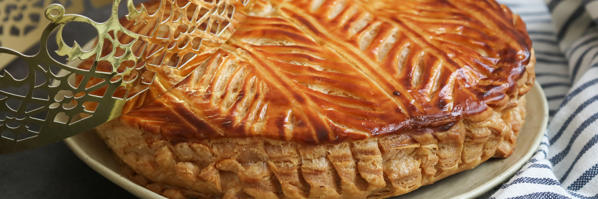 How Long Does French King Cake Last? Storage, Shelf Life & Freshness G ...