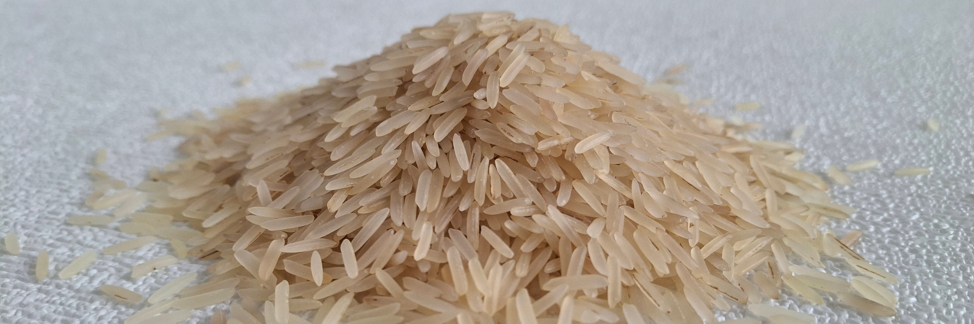 How Long Does Rice Last? Shelf Life of Uncooked and Cooked Rice Explai ...