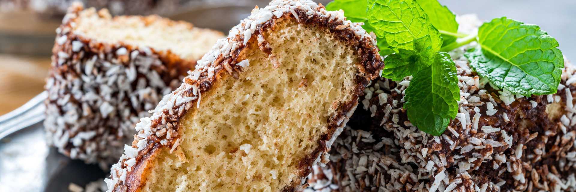 Lamington Explained: Australia’s Famous Cake From Tradition to Today ...
