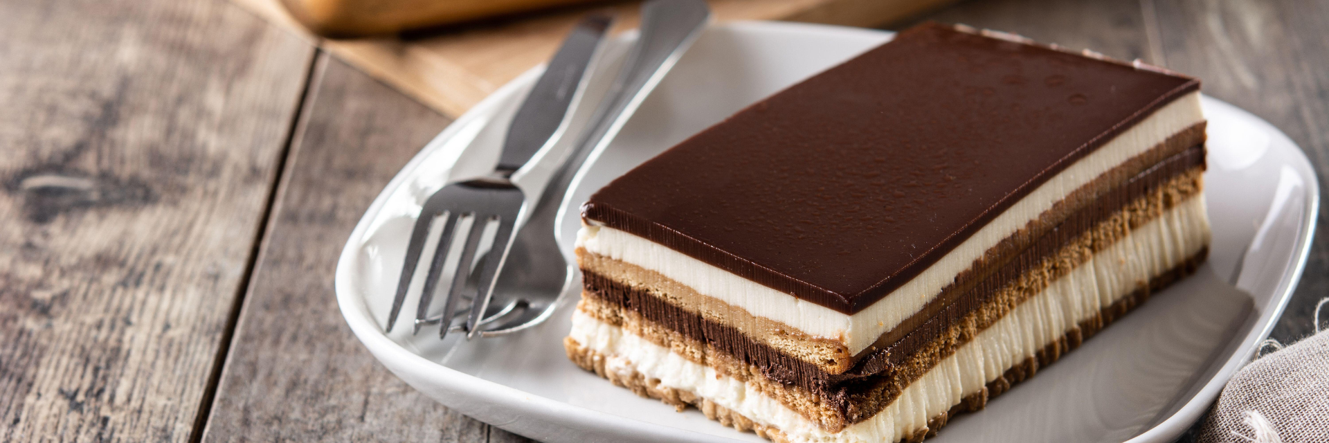 Opera Cake Packaging: The Complete Guide to Protecting, Presenting, an ...
