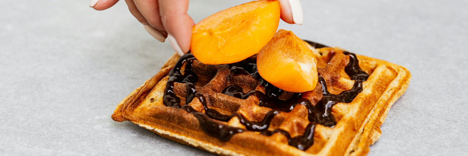 Waffle Toppings: 50+ Best Ideas for Sweet, Savory, and Healthy Waffles ...
