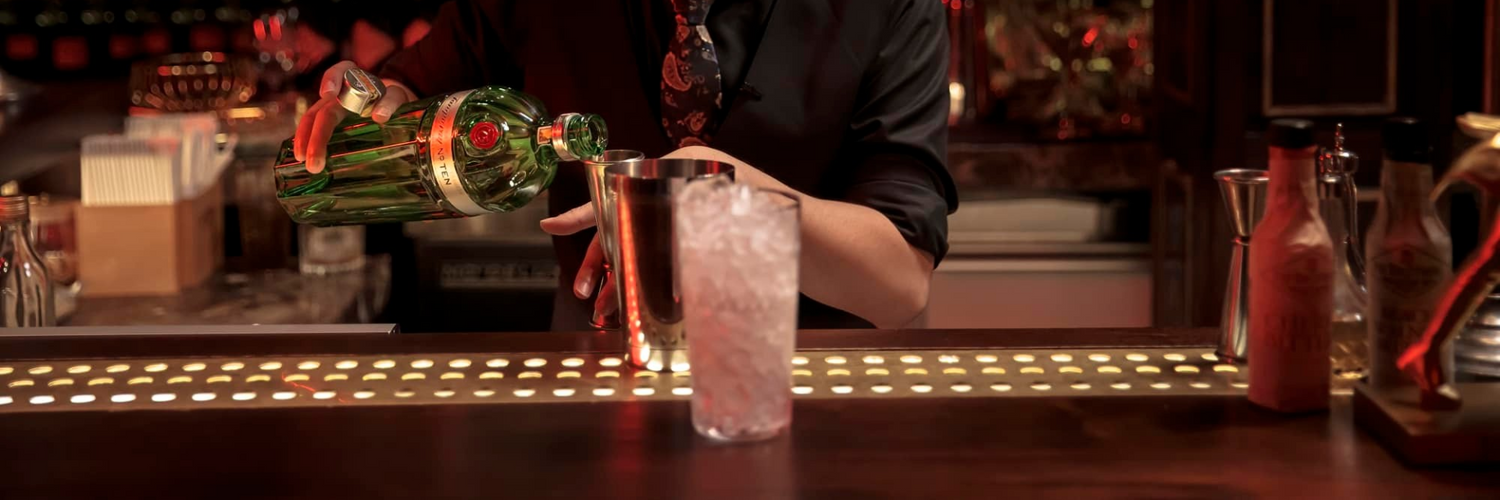 What Does A Bartender Do? How To Become A Bartender – KimEcopak